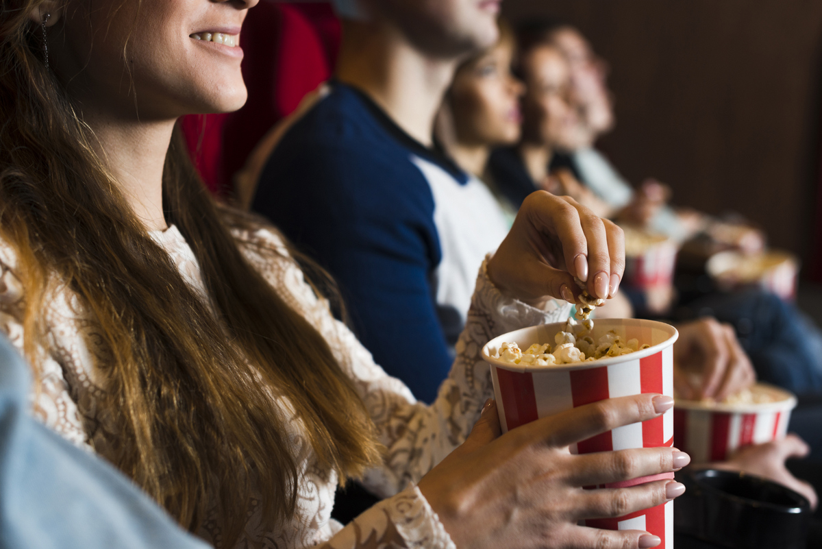 Salir al cine en Argentina ya supera los $100.000 si vas al shopping